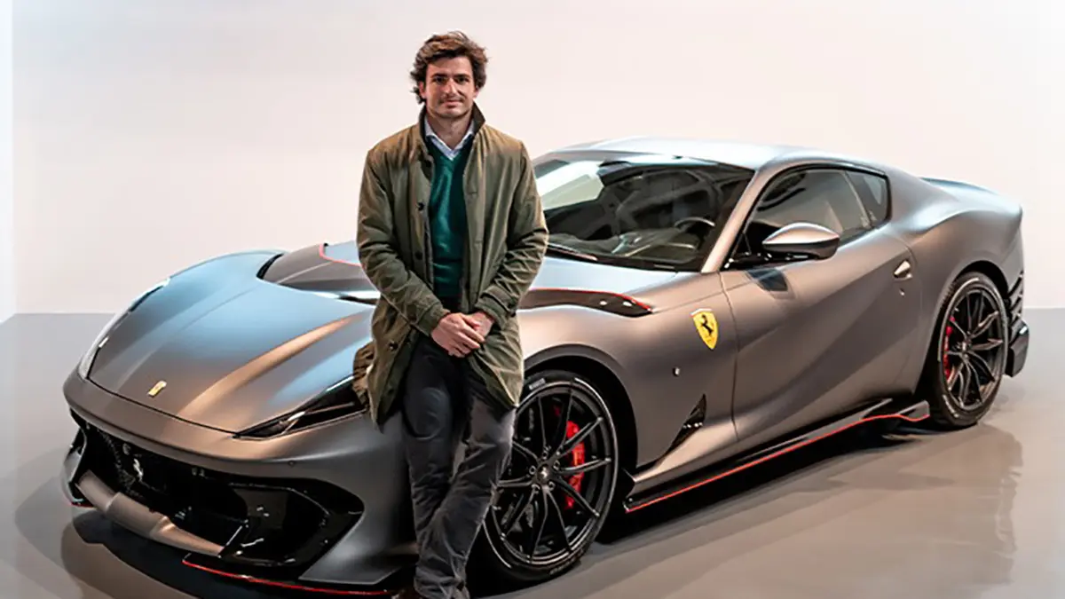 Salario Vendedor Ferrari: Promedios Y Beneficios | Ferrari Club