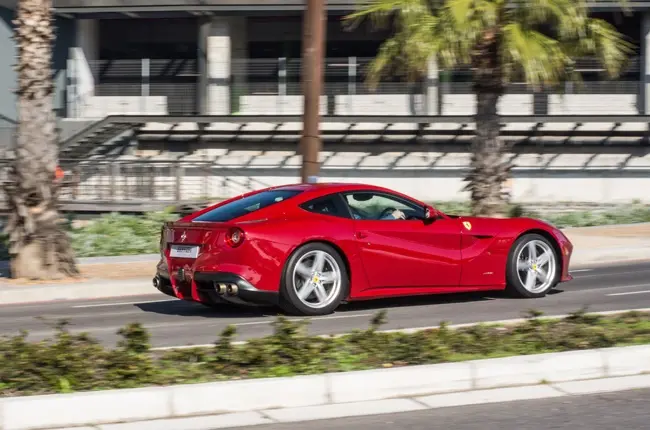 Precio Ferrari F12 En Sudáfrica | Ferrari Club